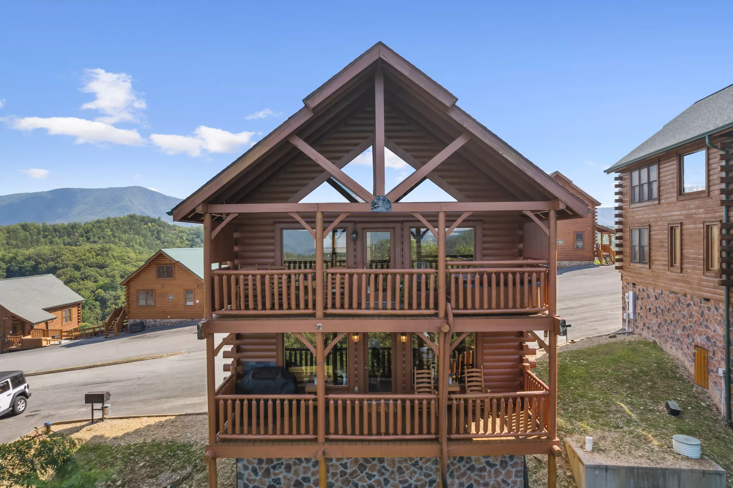 Sevierville Cabin Rental - Heaven's View #2841 - 2 bedroom